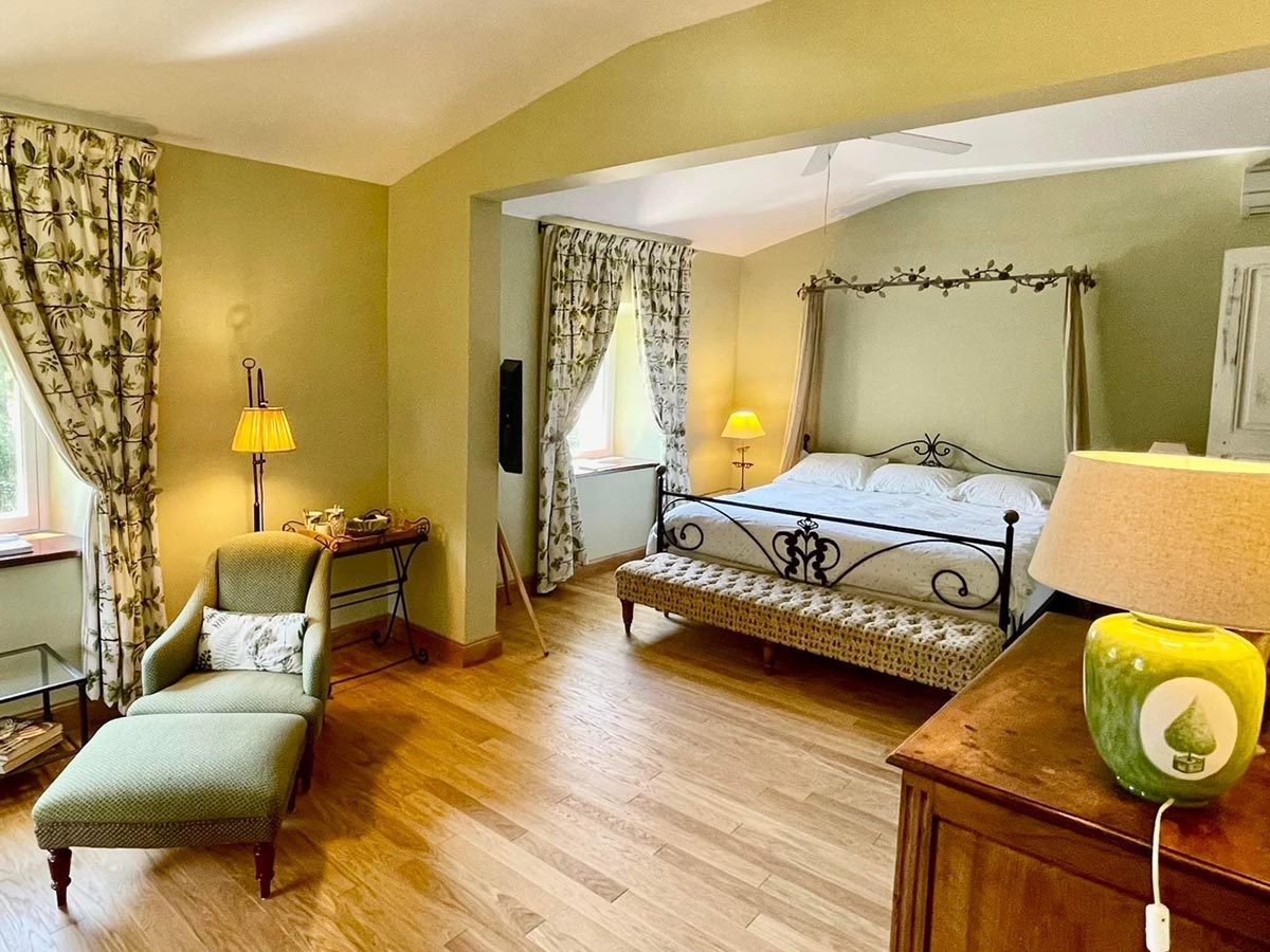 Accommodation at Château Talaud